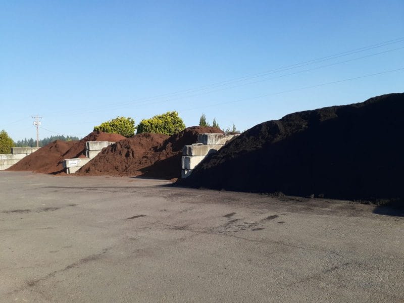 Bulk Soils, Bark, Compost, and Rock/Gravel | Cascadian Nurseries