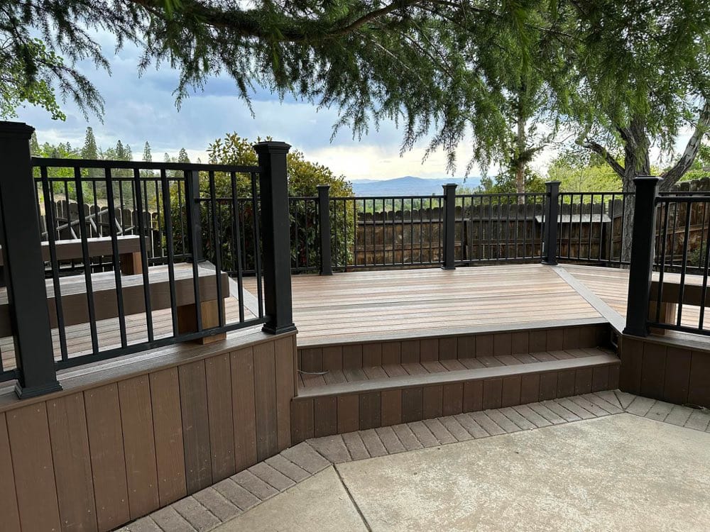Decks & Pergolas | El Reyo Landscape